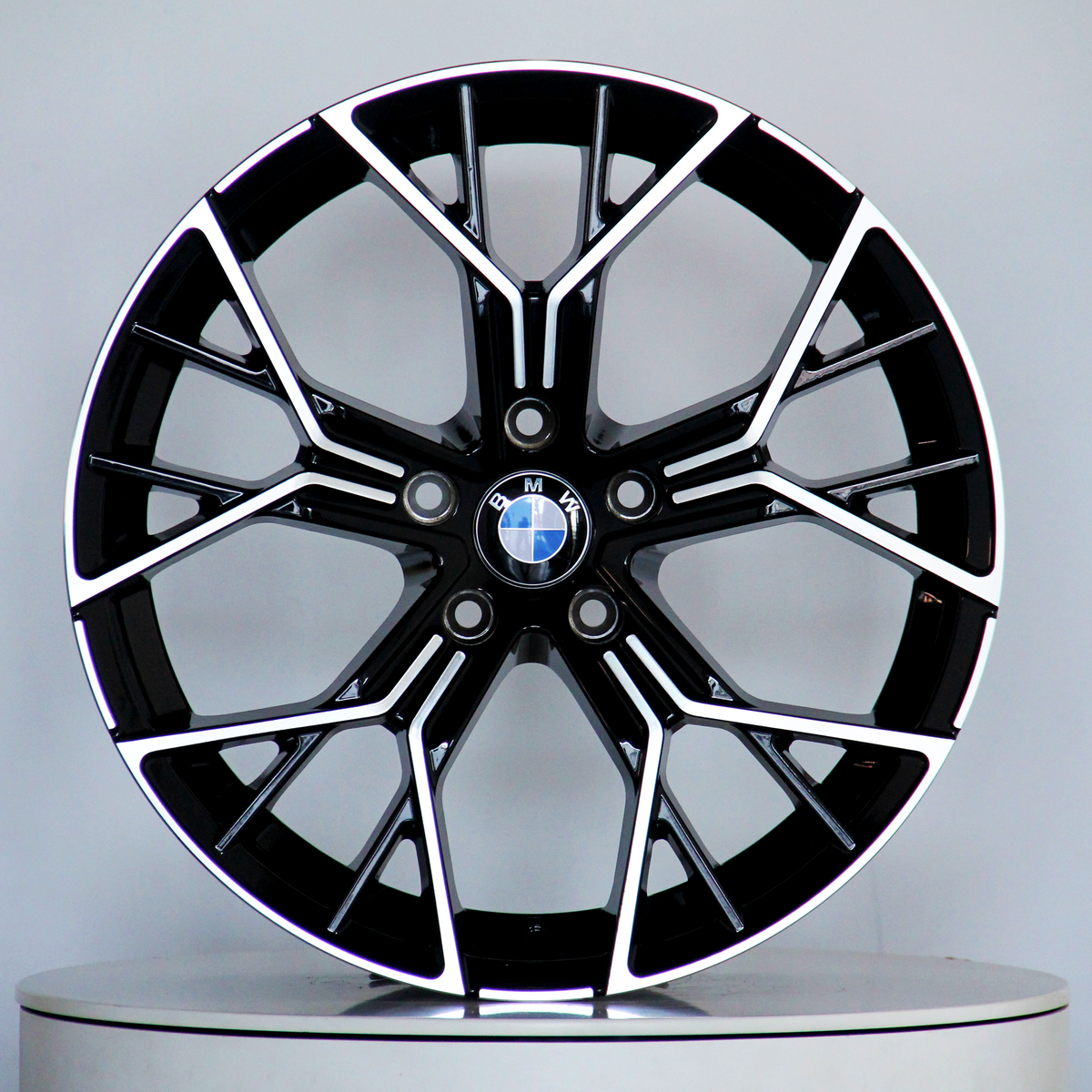 BMW 3 Series F30 F31 Alloy Wheels Diamond Cut Performance Style ...