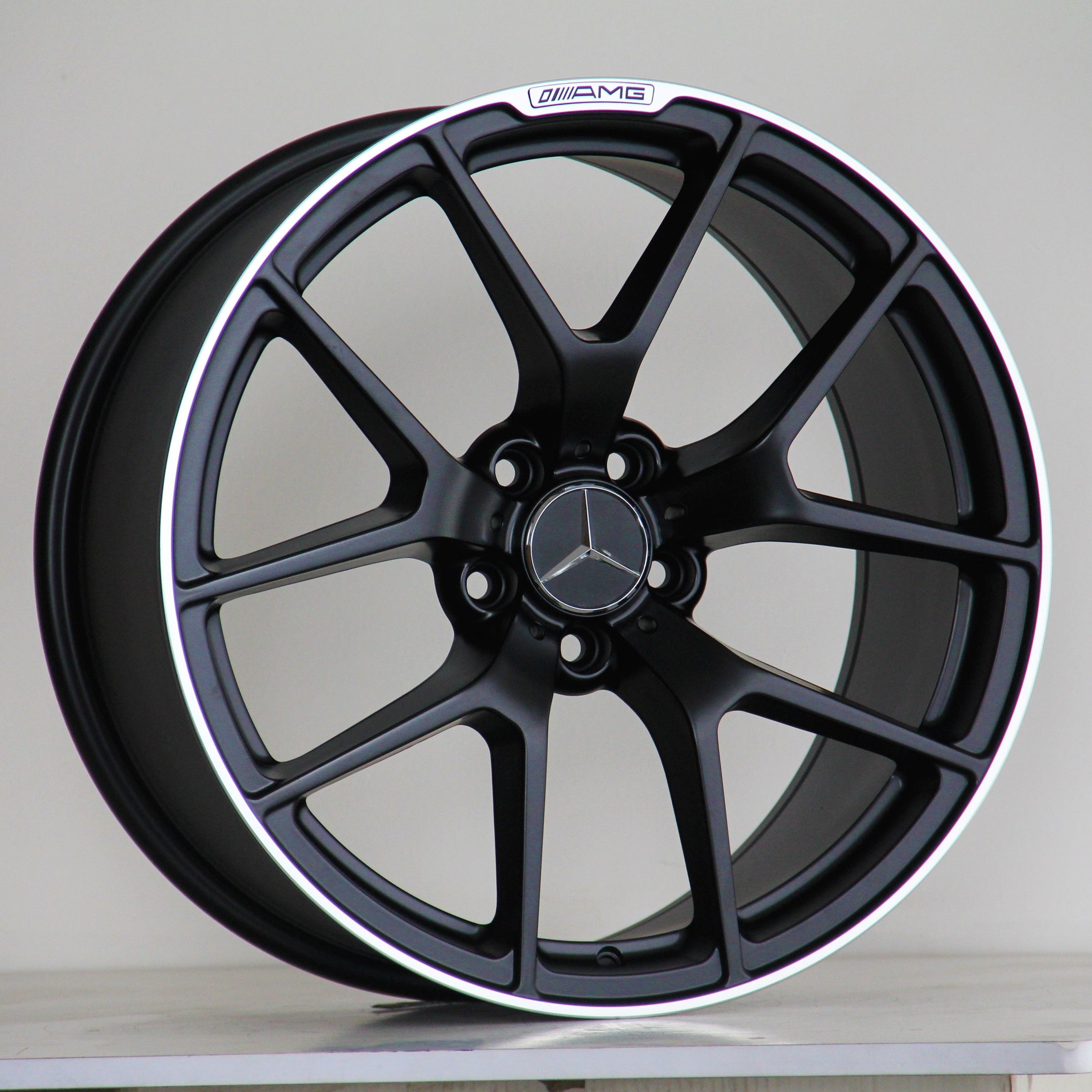 Mercedes C Class W205 C205 Alloy Wheels Matt Black AMG Style – Carbon Accents