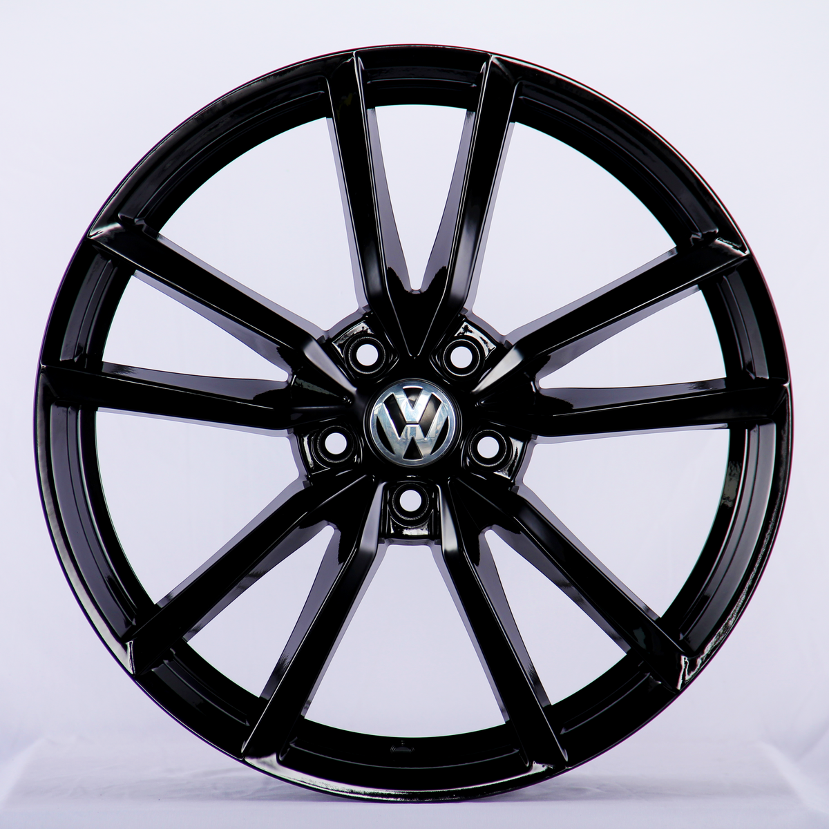 VW Golf MK7 MK7.5 Alloy Wheels Gloss Black Pretoria Style – Carbon Accents