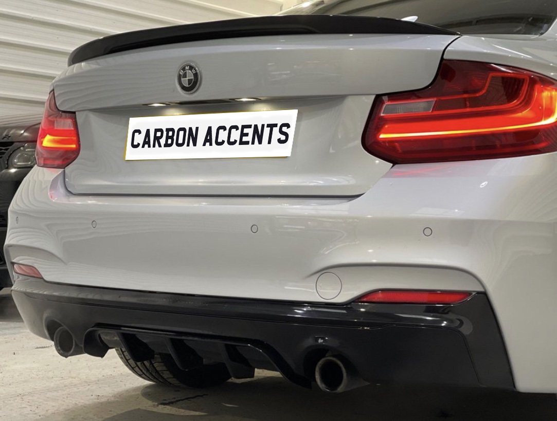 BMW 2 Series F22 F23 Dual Exhaust Diffuser: Gloss Black – Carbon Accents
